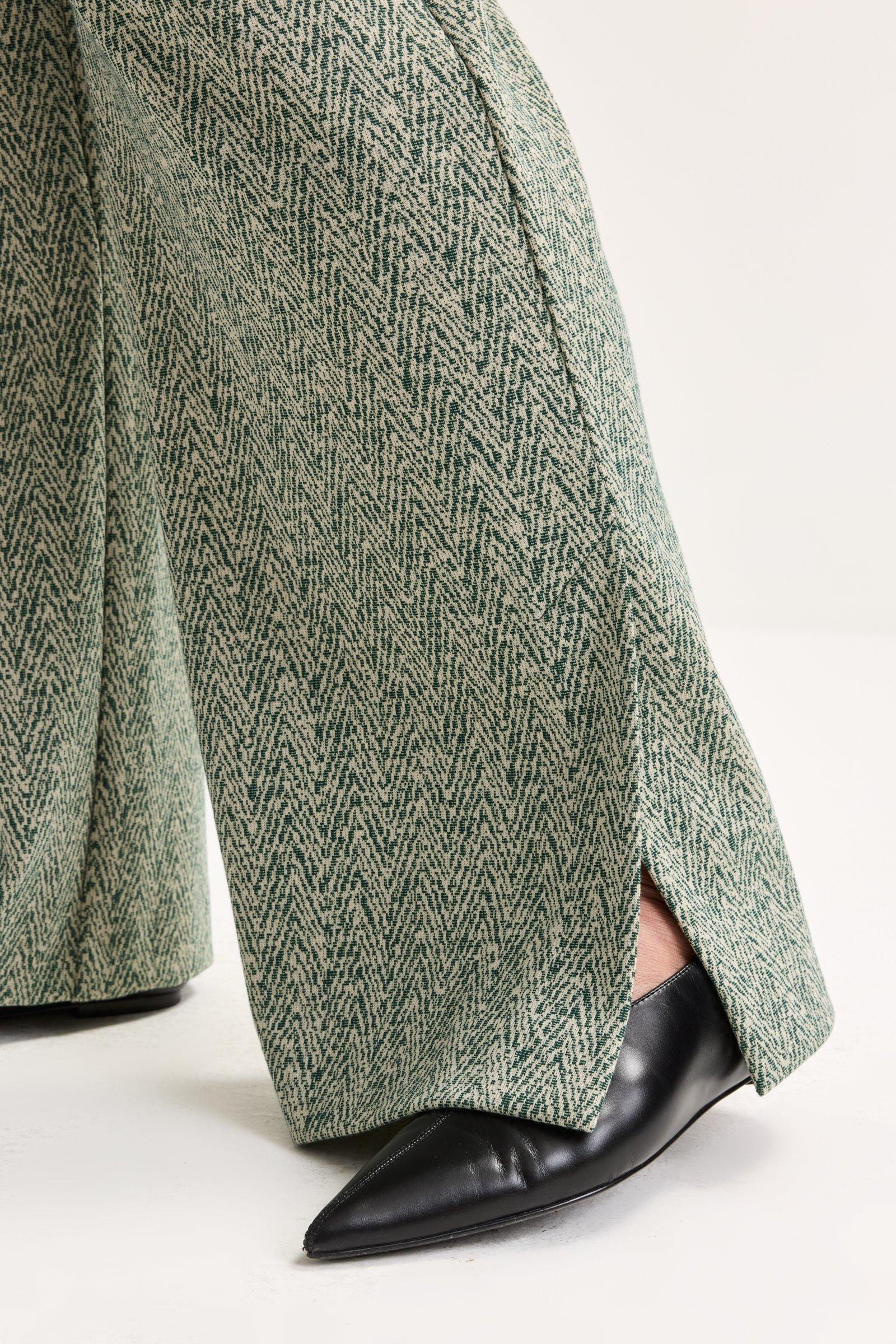 Broeken groen Mayerline – SKM